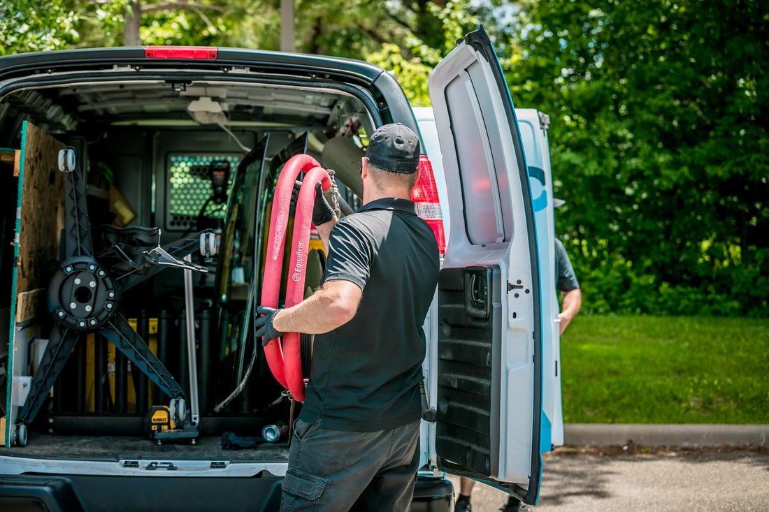 Mobile Auto Glass | Abra Auto Midwest